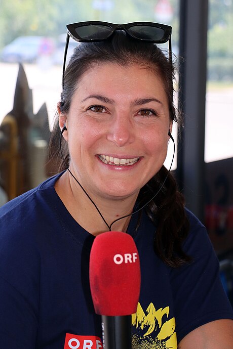 Jennifer Frank – ÖsterreichWiki